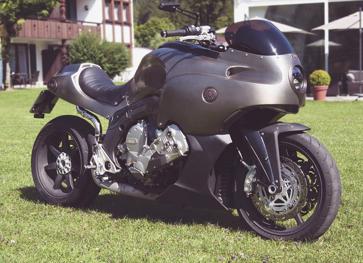 BMW K1600 La Bulla by Valtoron Workshop